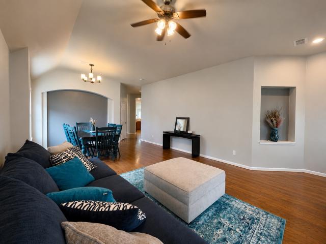 1303 Mayberry Circle
