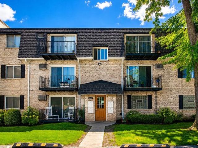 1303 N Baldwin Ct Unit 2D, Palatine, IL 60074