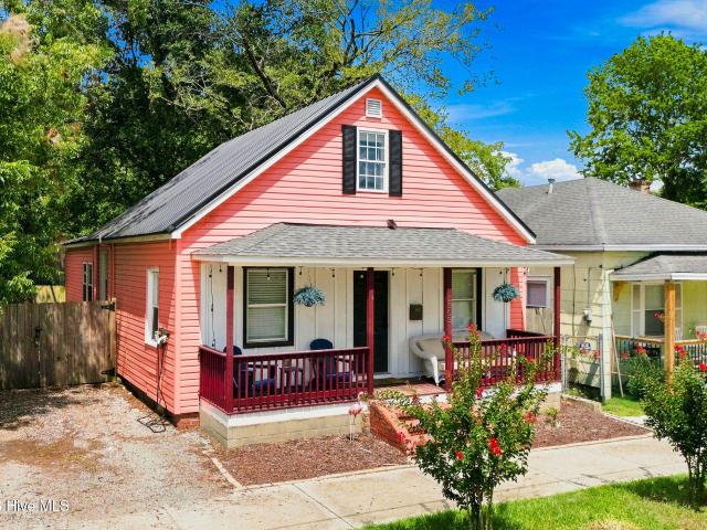 1303 Ann Street