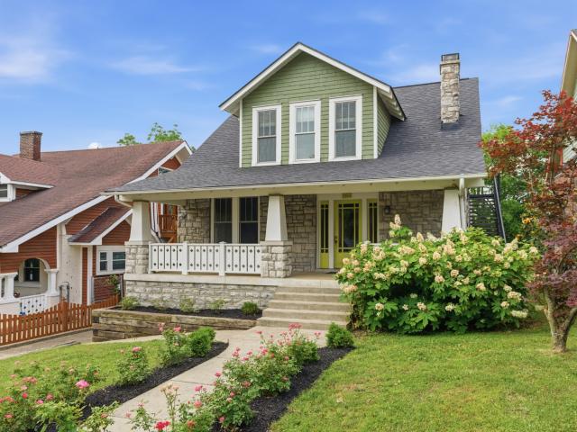 1303 Ashwood Ave
