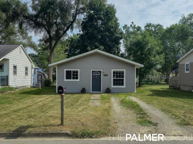 1303 Bruce St, Mount Pleasant, MI 48858