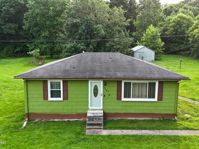 1303 Clarktown Rd, Bardstown, KY 40004