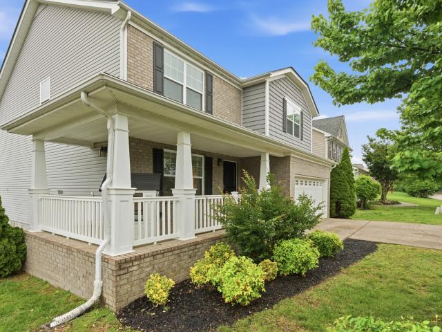 1303 Creekside Dr