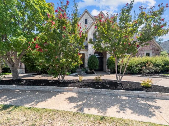 1303 Eagle Bend