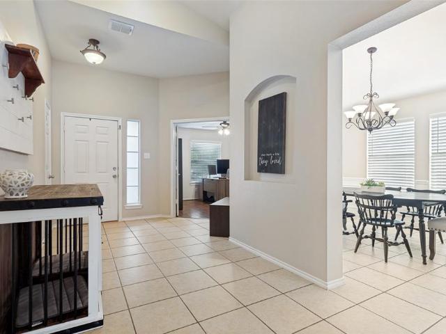1303 Fayette Court