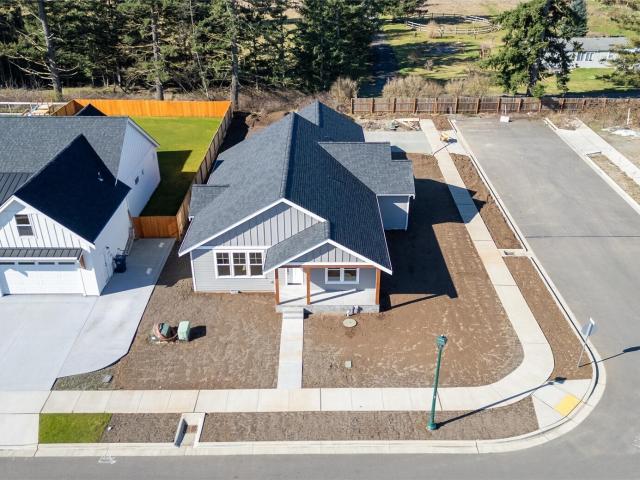 1303 Grey Lane