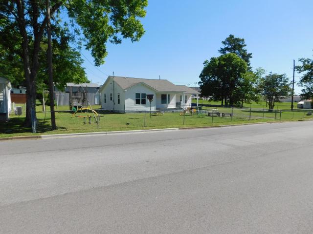 1303 Katherine St