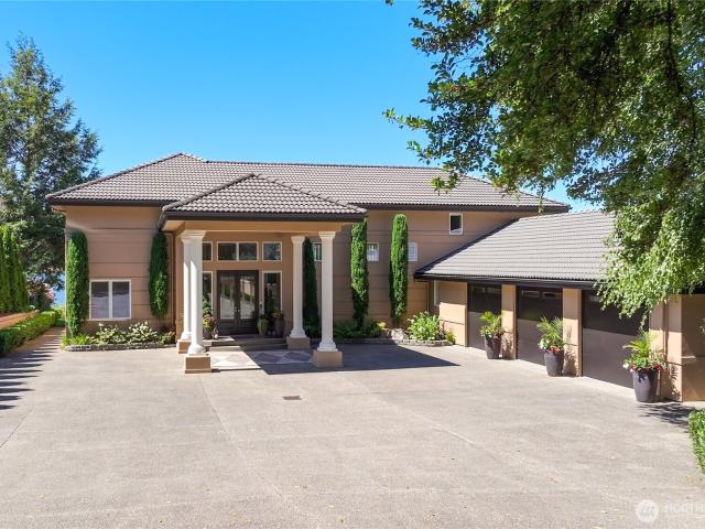 1303 Lakehurst Drive