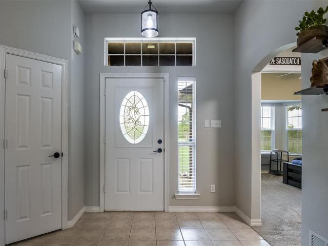 1303 Lariat Cir, Oak Leaf, TX 75154 | MLS #21243 | Compass