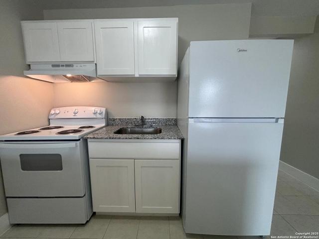 1303 Philadelphia St, Unit 2, Laredo, TX 78041 | MLS #1911