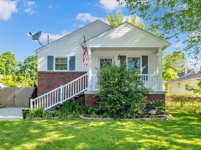 1303 Russel Court