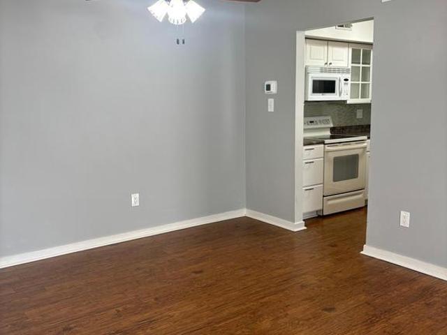 1303 Roberts Way