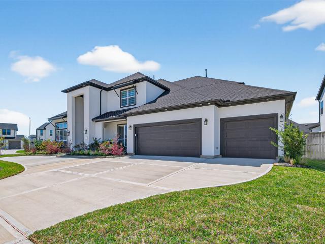 1303 Royal Knoll Lane