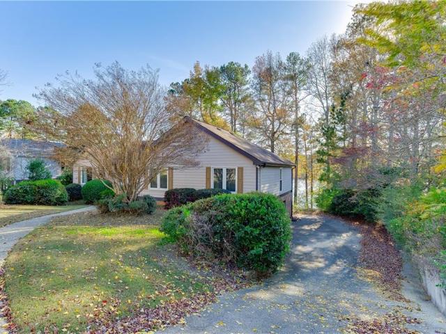 1303 Summit Chase Drive