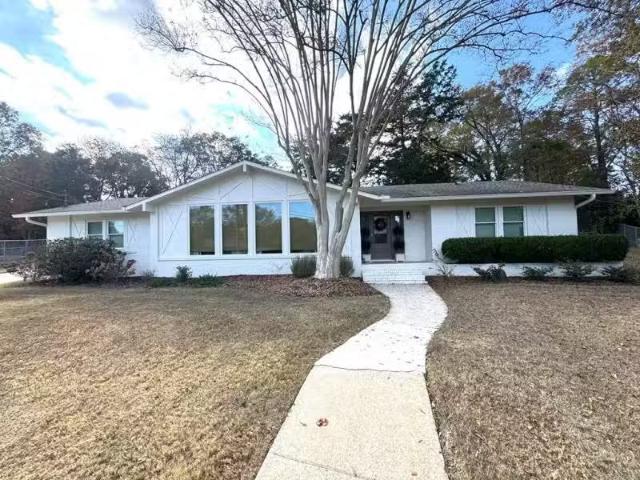 1303 SUSinteraction CT, DOTHAN, AL 36303
