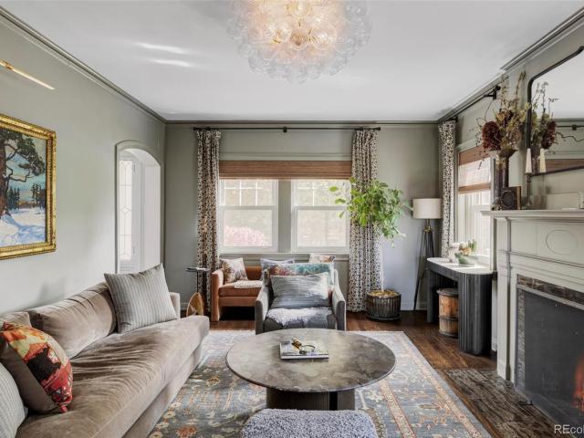 1303 S Downing