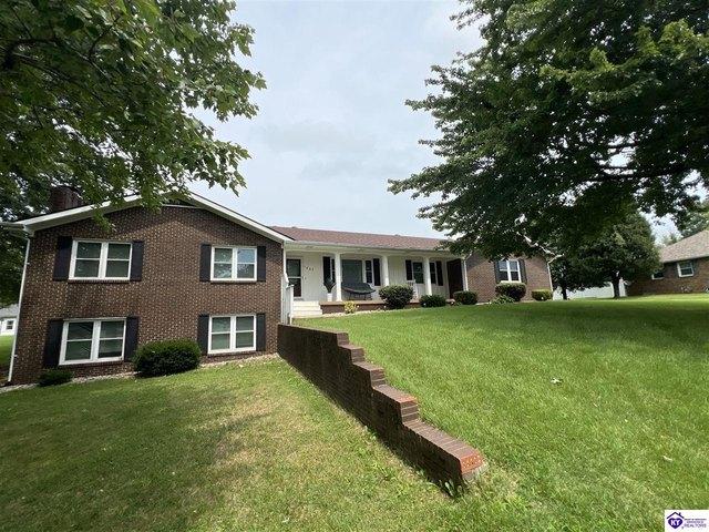 1303 Sheffield Dr, Campbellsville, KY 42718