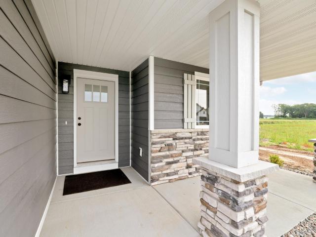 1303 th Ave S