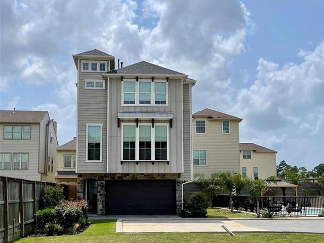 1303 Upland Retreat Blue Pl, Houston, TX 77043