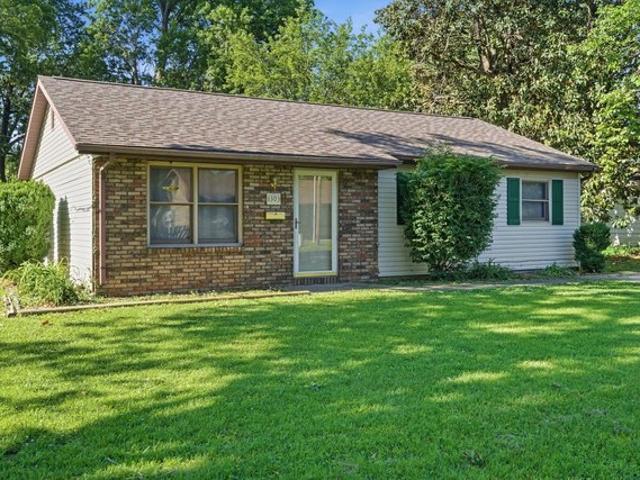 1303 W Prairie St, Marion, IL 62959