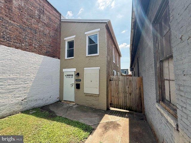 1303 Washington Blvd, Baltimore, MD 21230
