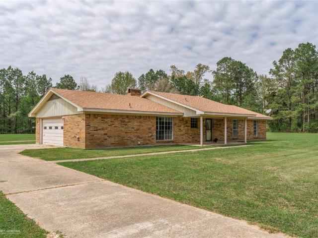 1303 Young Rd, Benton, LA 71006 | MLS #21215 | Compass