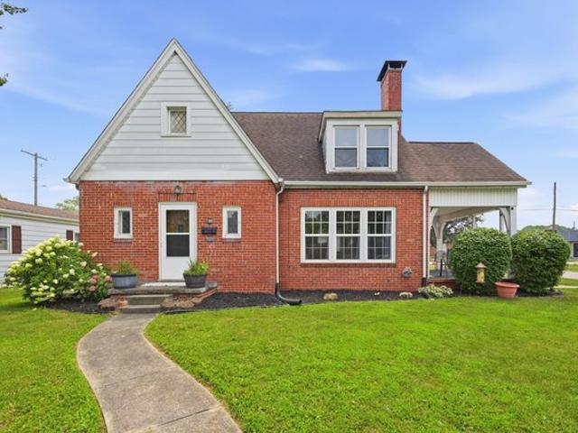 1303 16th St, Columbus, IN 47201