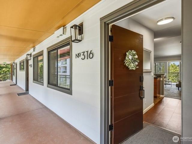 130 105th Ave SE Apt 316, Bellevue, WA 98004