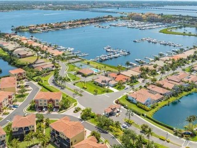 130 12th Ave E, Palmetto, FL 34221