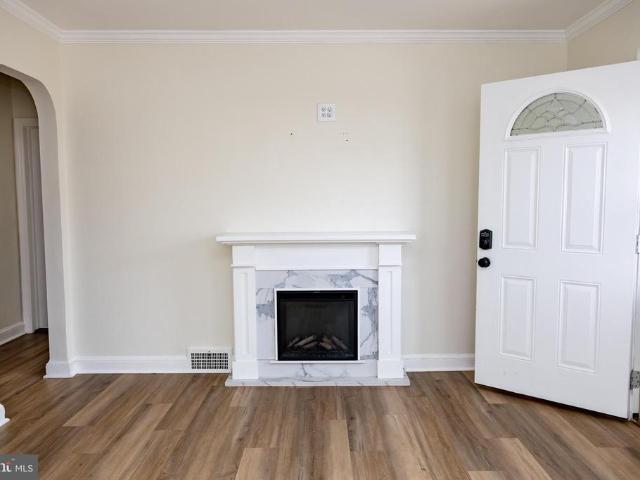 130 7Th Avenue