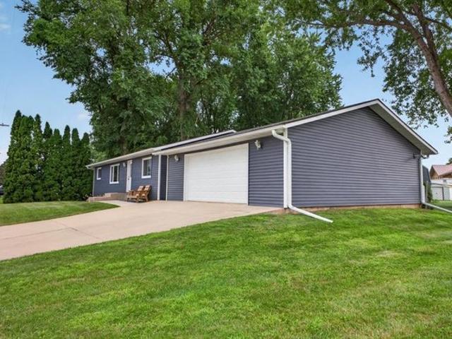130 4th Ave NW, Elgin, MN 55932