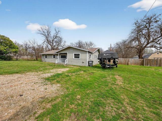 130 Center St, Nevada, TX 75173 | MLS #21204 | Compass