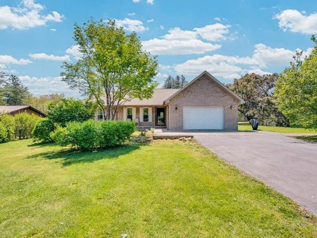 130 Chestnut Ct, Crossville, TN 38555