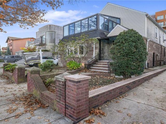 130 Amherst Street | Compass
