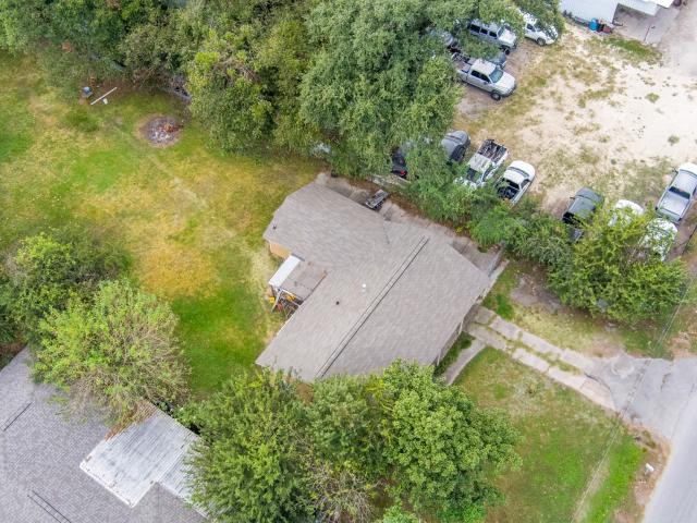 130 Airway Dr, Houston, TX 77037 | MLS #5198 | Compass