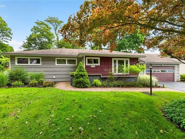 130 Alaimo Dr, Rochester, NY 14625