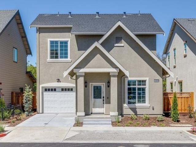 130 Alan Ln, Hollister, CA 95023