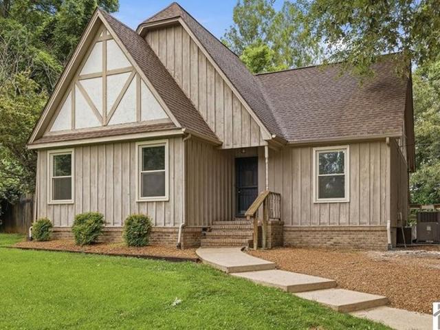 130 Azelia Cir, Paducah, KY 42003