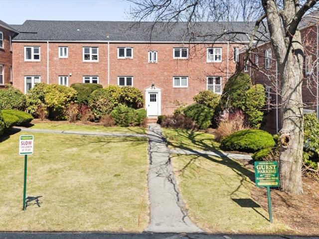 130 Boylston St, Unit 3, Newton, MA 02467 | MLS #73475