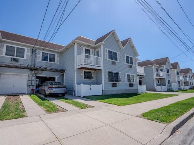 130 Beach 62nd St Unit 60, Arverne, NY 11692