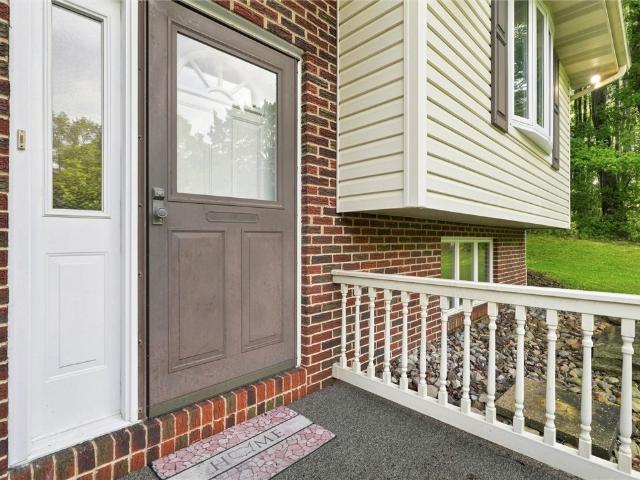 130 Beale Rd