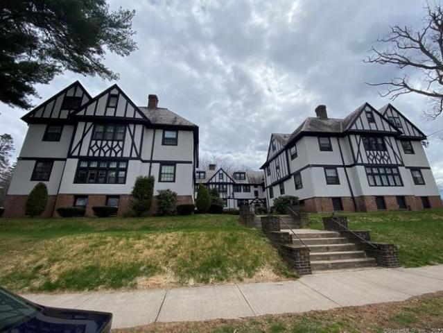 130 Bradley Ave #304 Meriden, CT 06451