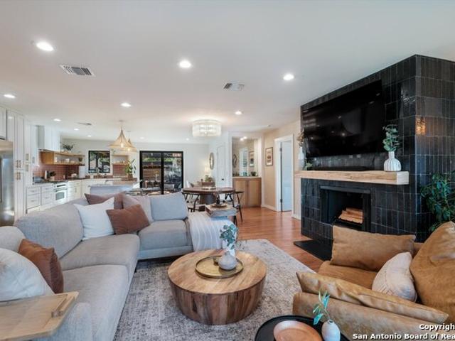 130 Brees Blvd
