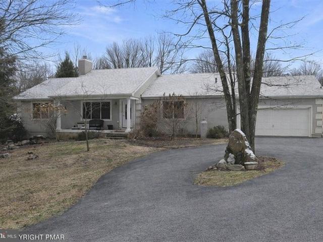 130 Brittany Dr, Albrightsville, PA 18210