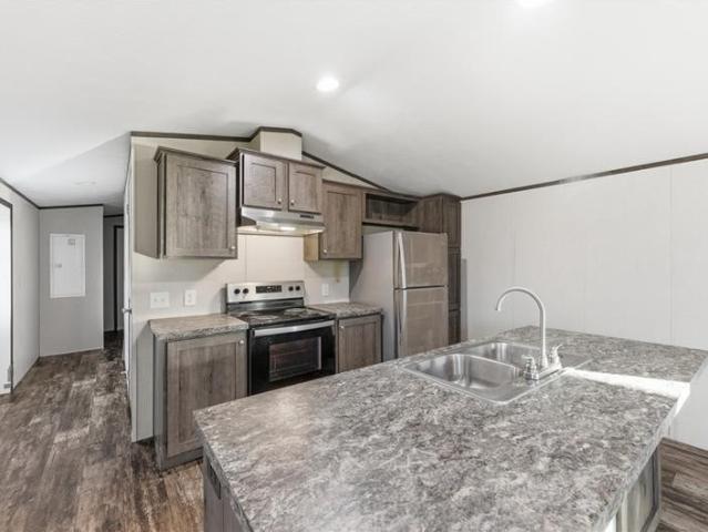 130 Brook Ln