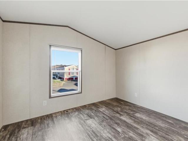 130 Brook Ln, Valencia, PA 16059 | MLS #1757
