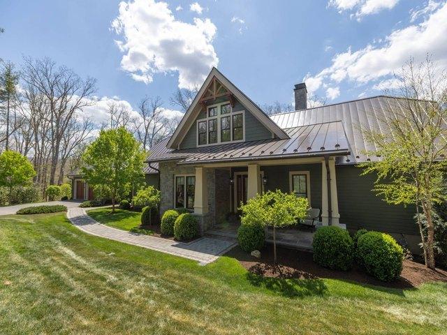 130 Buchanan Rdg, White Sulphur Springs, WV 24986