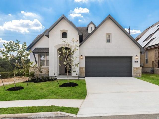 130 Gallant Fox Dr, Castroville, TX 78009