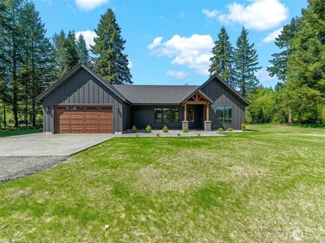 130 Gassman Rd, Castle Rock, WA 98611