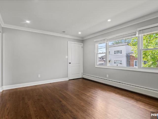 130 Gaston Avenue # 1